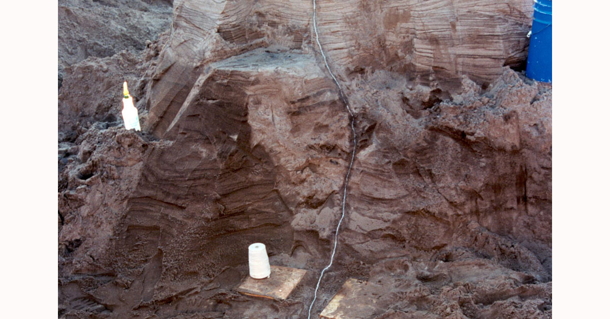 CABINET / All About Lightning: An Interview with Martin Uman