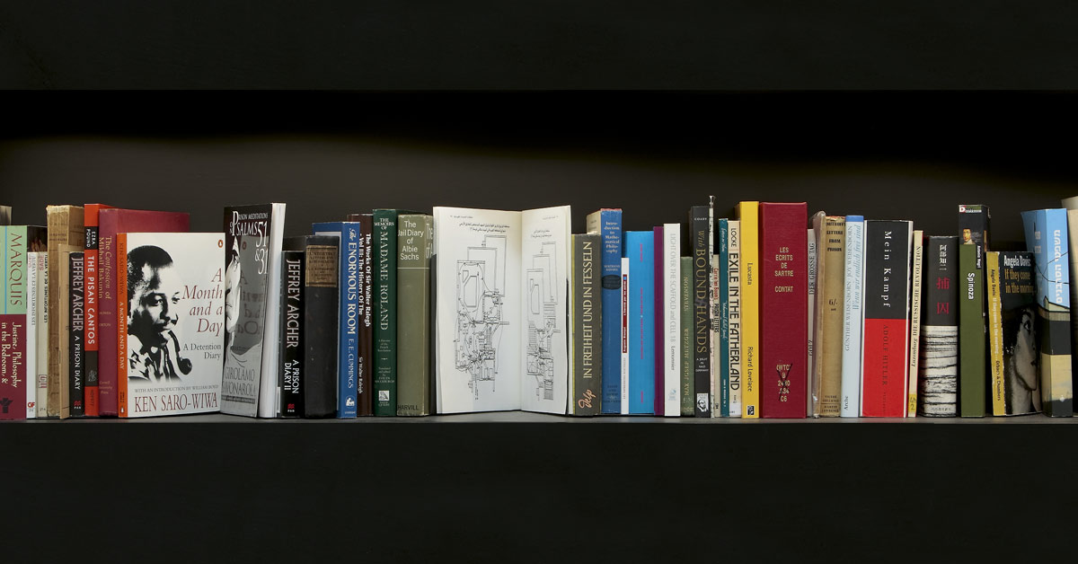 CABINET / Celltexts